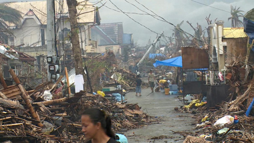 Cyclone Haiyan : la mission de la sécurité civile se poursuit / 2013 ...